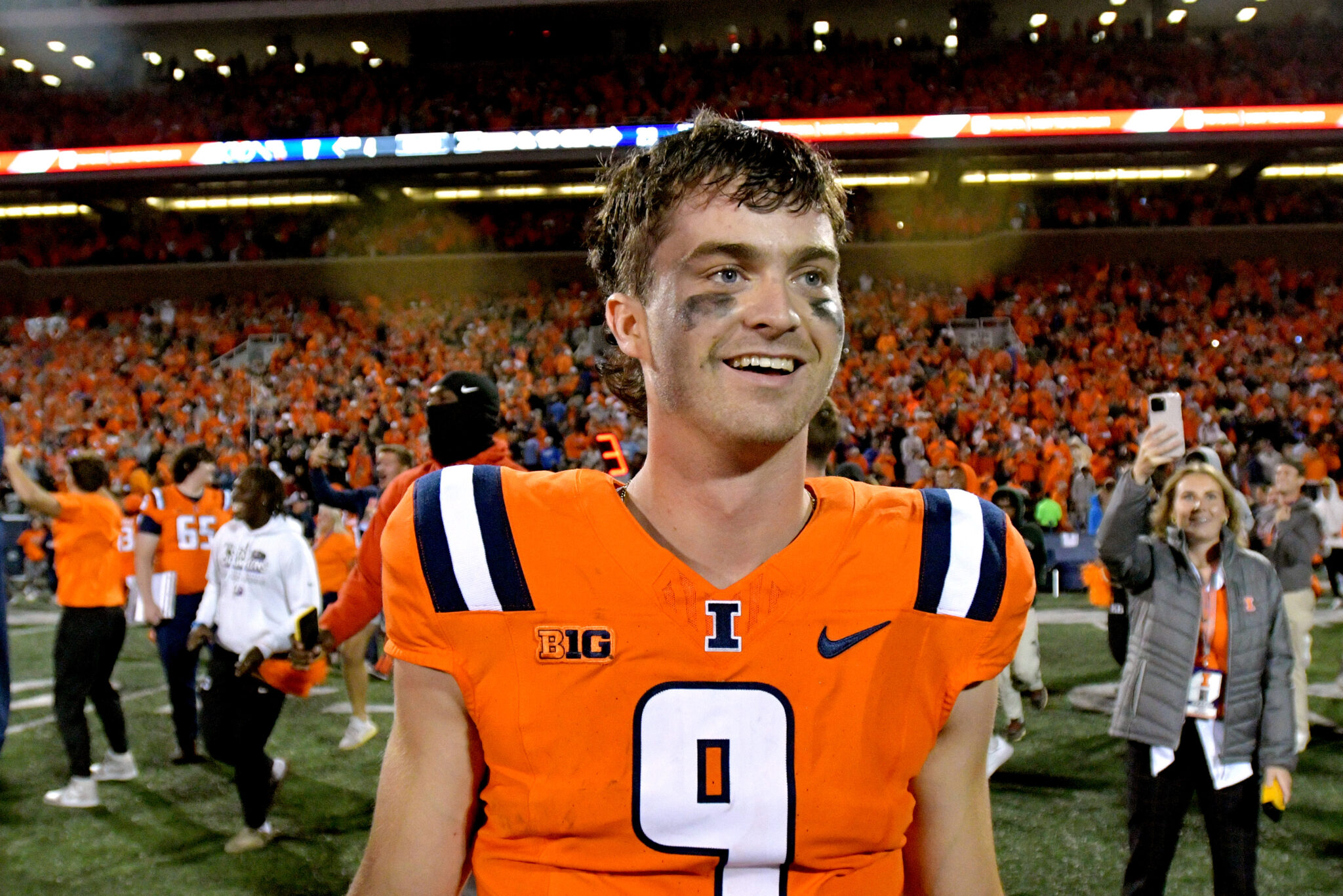 Illinois Football: Luke Altmyer Continues to Impress - Armchair Illinois