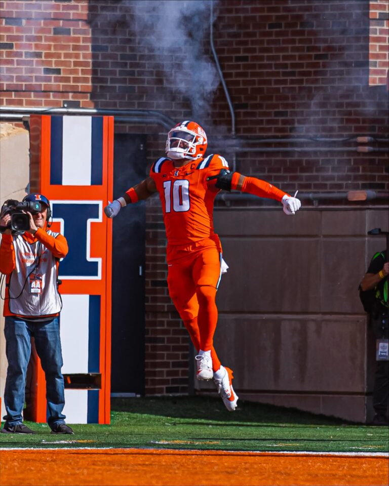 Miles Scott: The Journey to an Illini Football Captain - Armchair Illinois
